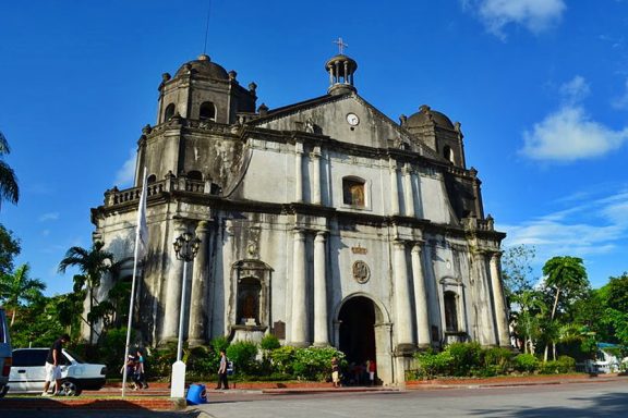 800px-Naga_City_Metropolitan_Cathedral,_Naga_City,_Philippines | The ...